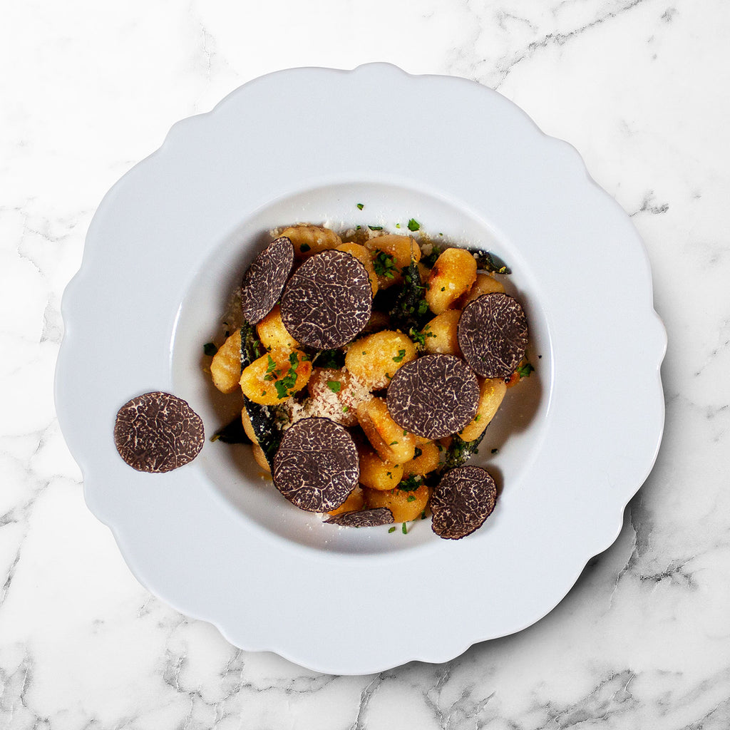 Fresh Black Winter Truffles 4 oz | Sabatino Truffles
